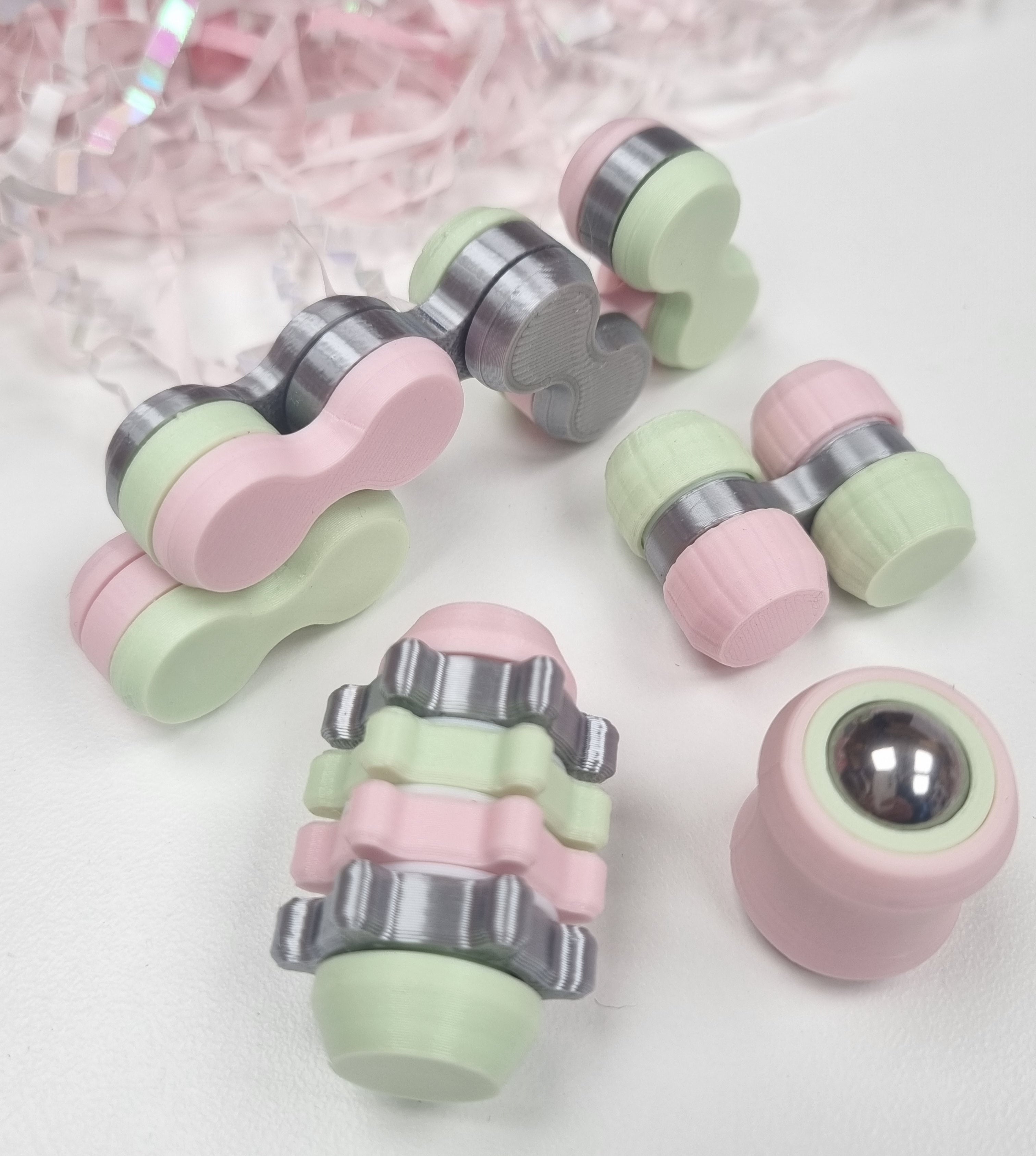 Leading designer of discreet fidgets for adults | Fidgets by Amelie ...